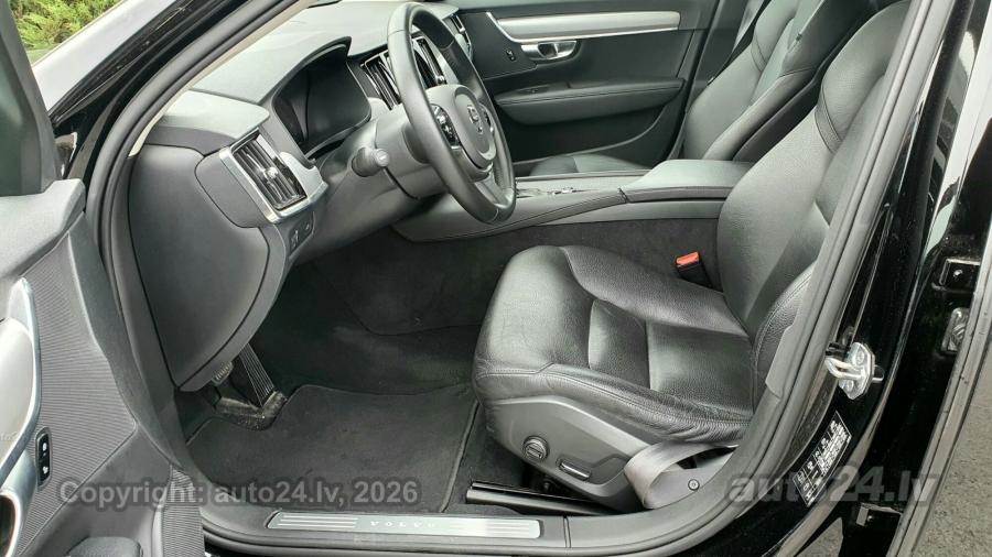 Black Volvo V90 2019 in Tallinn, with an engine capacity of 2.00 L and mileage of 256 thousand km for 15500 €, photo 14 on AUTOMOTO.COM.LV