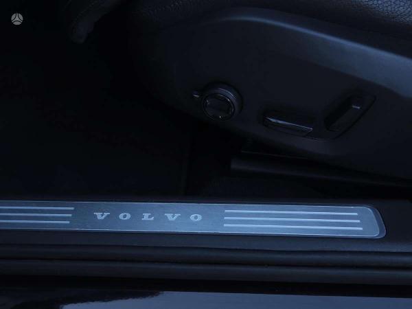 Melns Volvo V90 2019 Kauņa, ar dzinēja tilpumu 2.00 L un nobraukumu 270 tūkst. km par 16450 €, foto 8 vietnē AUTOMOTO.COM.LV