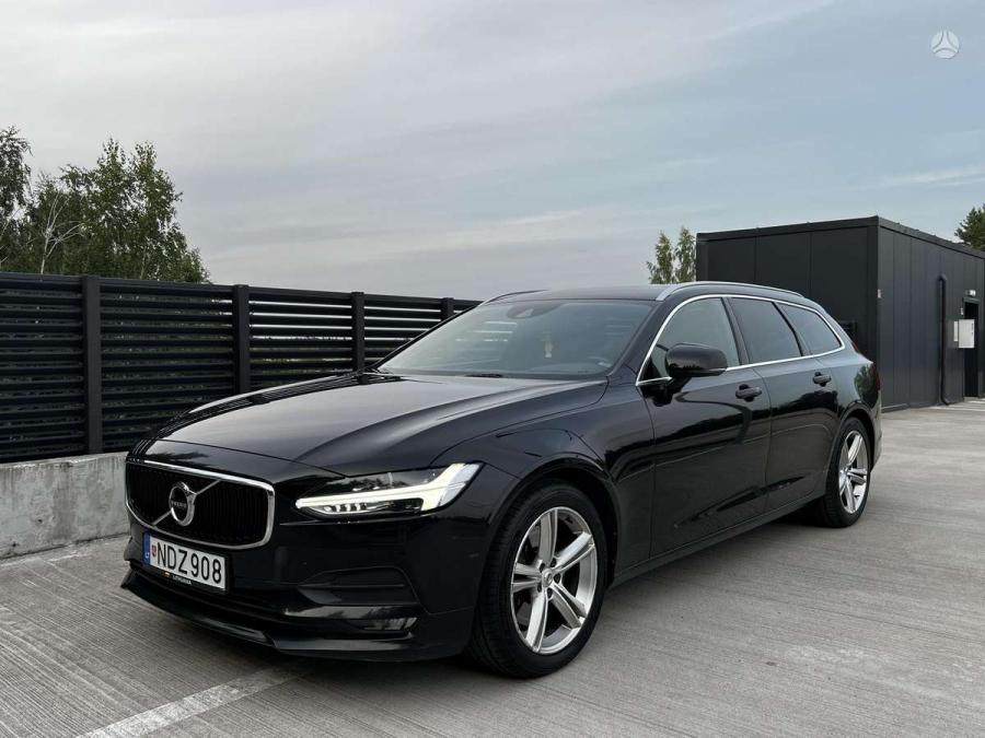 Melns Volvo V90 2019 Viļņa, ar dzinēja tilpumu 1.99 L un nobraukumu 500 tūkst. km par 8300 €, foto 1 vietnē AUTOMOTO.COM.LV