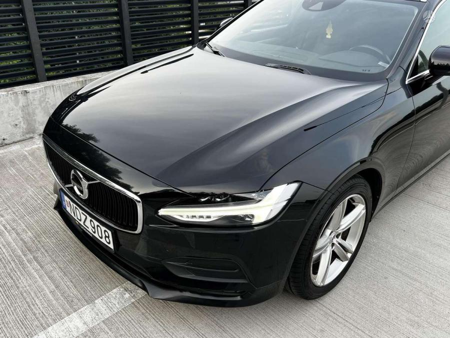 Melns Volvo V90 2019 Viļņa, ar dzinēja tilpumu 1.99 L un nobraukumu 500 tūkst. km par 8300 €, foto 4 vietnē AUTOMOTO.COM.LV