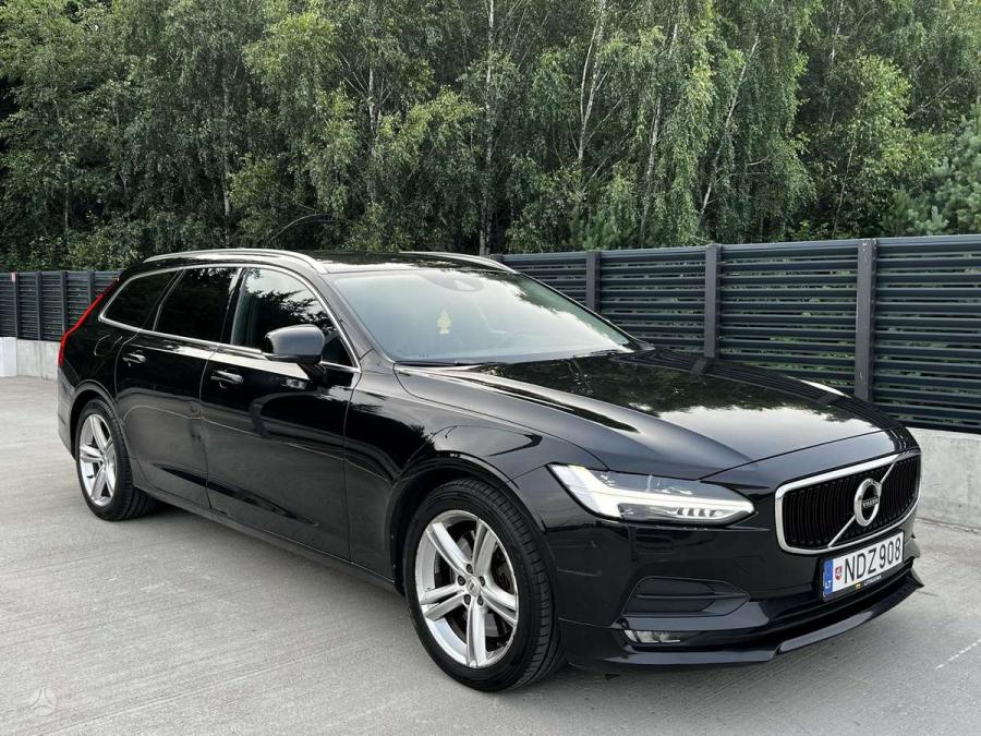 Melns Volvo V90 2019 Viļņa, ar dzinēja tilpumu 1.99 L un nobraukumu 500 tūkst. km par 8300 €, foto 7 vietnē AUTOMOTO.COM.LV