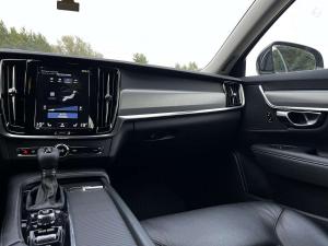 Melns Volvo V90 2019 Viļņa, ar dzinēja tilpumu 1.99 L un nobraukumu 500 tūkst. km par 8300 €, foto 27 vietnē AUTOMOTO.COM.LV