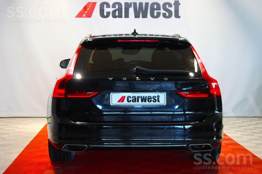 Black Volvo V90 2019 in Riga, with an engine capacity of 2.00 L and mileage of 206 thousand km for 21900 €, photo 6 on AUTOMOTO.COM.LV