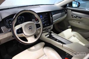Black Volvo V90 2019 in Riga, with an engine capacity of 2.00 L and mileage of 206 thousand km for 21900 €, photo 12 on AUTOMOTO.COM.LV