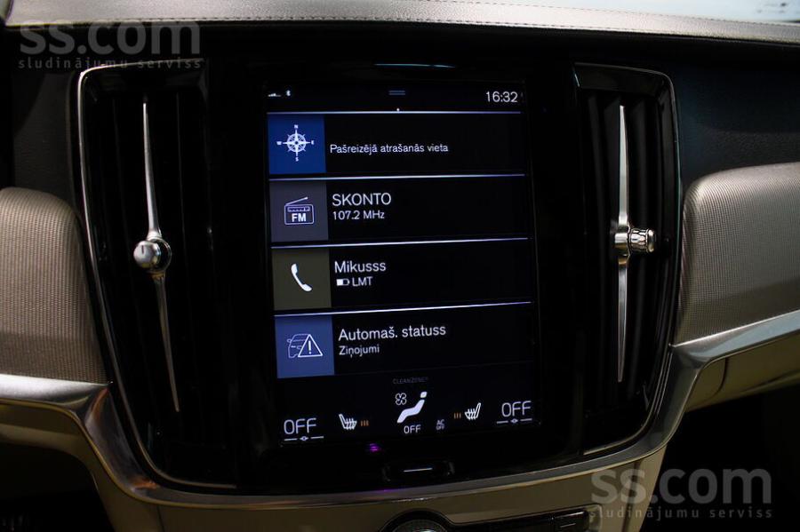 Black Volvo V90 2019 in Riga, with an engine capacity of 2.00 L and mileage of 206 thousand km for 21900 €, photo 16 on AUTOMOTO.COM.LV