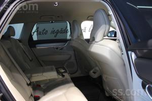 Black Volvo V90 2019 in Riga, with an engine capacity of 2.00 L and mileage of 206 thousand km for 21900 €, photo 26 on AUTOMOTO.COM.LV