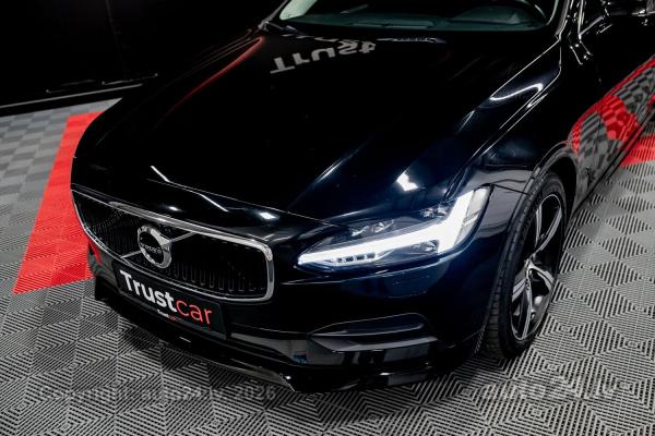 Melns Volvo V90 2019 Pērnava, ar dzinēja tilpumu 2.00 L un nobraukumu 175 tūkst. km par 17990 €, foto 4 vietnē AUTOMOTO.COM.LV