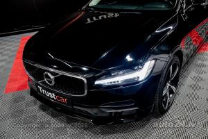 Black Volvo V90 2019 in Parnu, with an engine capacity of 2.00 L and mileage of 175 thousand km for 17990 €, photo 5 on AUTOMOTO.COM.LV