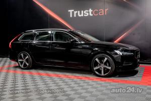 Black Volvo V90 2019 in Parnu, with an engine capacity of 2.00 L and mileage of 175 thousand km for 17990 €, photo 10 on AUTOMOTO.COM.LV