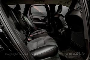 Black Volvo V90 2019 in Parnu, with an engine capacity of 2.00 L and mileage of 175 thousand km for 17990 €, photo 15 on AUTOMOTO.COM.LV
