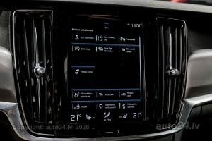 Black Volvo V90 2019 in Parnu, with an engine capacity of 2.00 L and mileage of 175 thousand km for 17990 €, photo 26 on AUTOMOTO.COM.LV