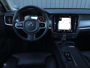 Black Volvo V90 2019 in Kaunas, with an engine capacity of 2.00 L and mileage of 270 thousand km for 15999 €, photo 17 on AUTOMOTO.COM.LV