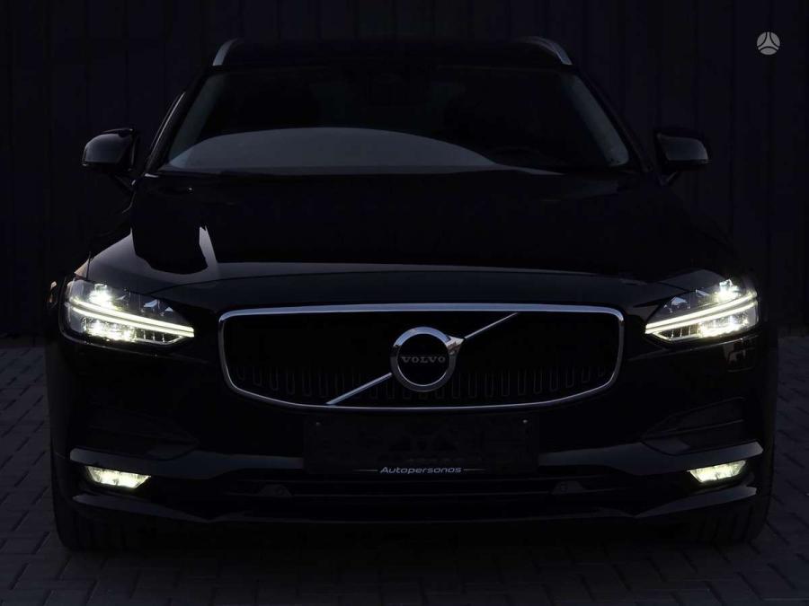 Black Volvo V90 2019 in Kaunas, with an engine capacity of 2.00 L and mileage of 270 thousand km for 15999 €, photo 26 on AUTOMOTO.COM.LV