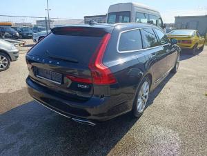 Black Volvo V90 2019 in Marijampole, with an engine capacity of 1.97 L and mileage of 257 thousand km for 8700 €, photo 18 on AUTOMOTO.COM.LV