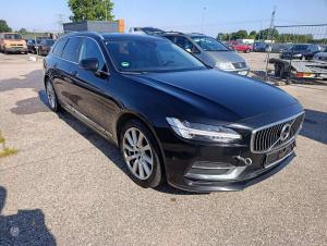 Black Volvo V90 2019 in Marijampole, with an engine capacity of 1.97 L and mileage of 257 thousand km for 8700 €, photo 21 on AUTOMOTO.COM.LV