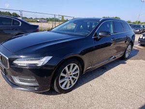 Black Volvo V90 2019 in Marijampole, with an engine capacity of 1.97 L and mileage of 257 thousand km for 8700 €, photo 24 on AUTOMOTO.COM.LV