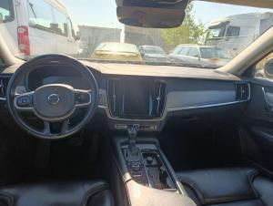 Black Volvo V90 2019 in Marijampole, with an engine capacity of 1.97 L and mileage of 257 thousand km for 8700 €, photo 30 on AUTOMOTO.COM.LV