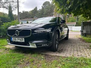 Black Volvo V90 2019 in Tallinn, with an engine capacity of 2.00 L and mileage of 158 thousand km for 27500 €, photo 3 on AUTOMOTO.COM.LV