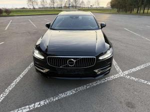 Black Volvo V90 2020 in Joniskis, with an engine capacity of 1.97 L and mileage of 45 thousand km for 27500 €, photo 15 on AUTOMOTO.COM.LV