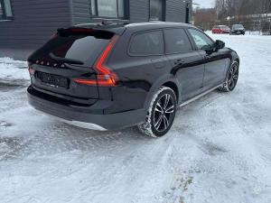 Melns Volvo V90 2020 Kauņa, ar dzinēja tilpumu 1.97 L un nobraukumu 208 tūkst. km par 21900 €, foto 3 vietnē AUTOMOTO.COM.LV