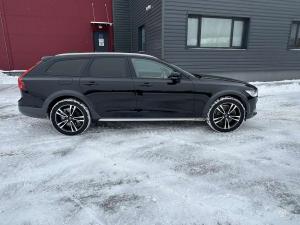 Melns Volvo V90 2020 Kauņa, ar dzinēja tilpumu 1.97 L un nobraukumu 208 tūkst. km par 21900 €, foto 5 vietnē AUTOMOTO.COM.LV