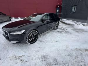 Melns Volvo V90 2020 Kauņa, ar dzinēja tilpumu 1.97 L un nobraukumu 208 tūkst. km par 21900 €, foto 6 vietnē AUTOMOTO.COM.LV