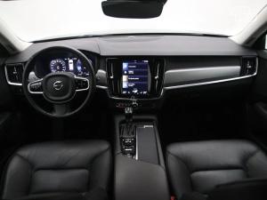 Melns Volvo V90 2020 Viļņa, ar dzinēja tilpumu 2.00 L un nobraukumu 143 tūkst. km par 20299 €, foto 3 vietnē AUTOMOTO.COM.LV