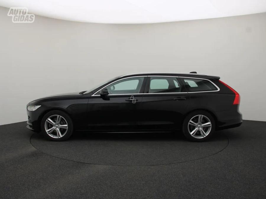 Melns Volvo V90 2020 Viļņa, ar dzinēja tilpumu 2.00 L un nobraukumu 143 tūkst. km par 20299 €, foto 7 vietnē AUTOMOTO.COM.LV