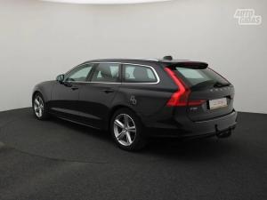 Melns Volvo V90 2020 Viļņa, ar dzinēja tilpumu 2.00 L un nobraukumu 143 tūkst. km par 20299 €, foto 8 vietnē AUTOMOTO.COM.LV