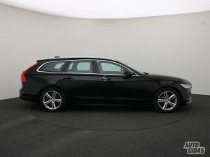 Melns Volvo V90 2020 Viļņa, ar dzinēja tilpumu 2.00 L un nobraukumu 143 tūkst. km par 20299 €, foto 10 vietnē AUTOMOTO.COM.LV