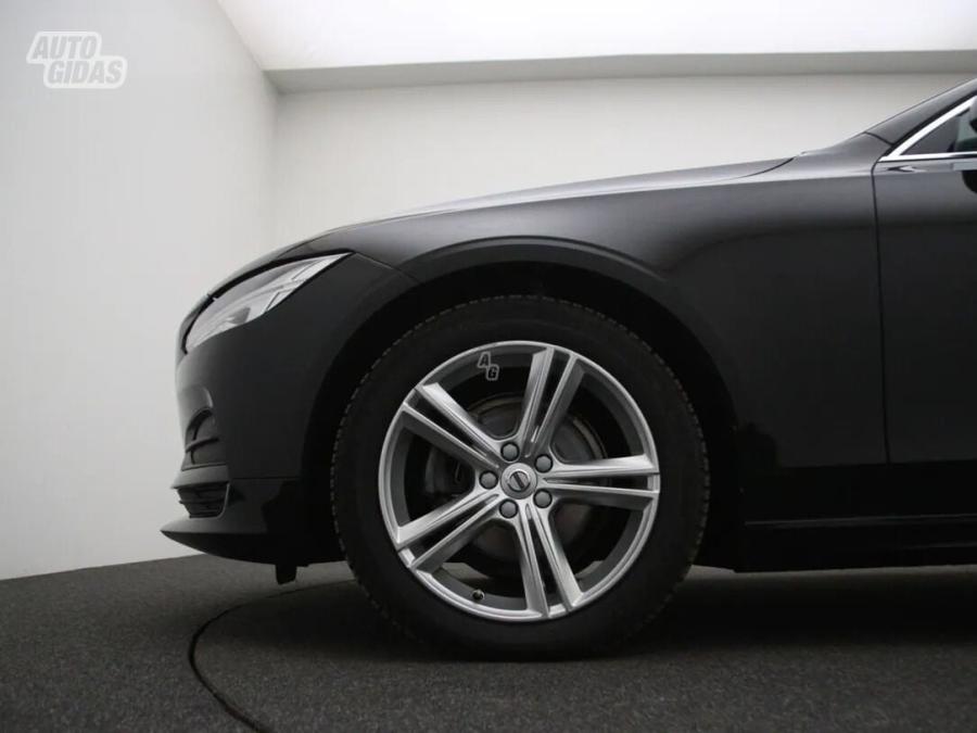 Melns Volvo V90 2020 Viļņa, ar dzinēja tilpumu 2.00 L un nobraukumu 143 tūkst. km par 20299 €, foto 29 vietnē AUTOMOTO.COM.LV