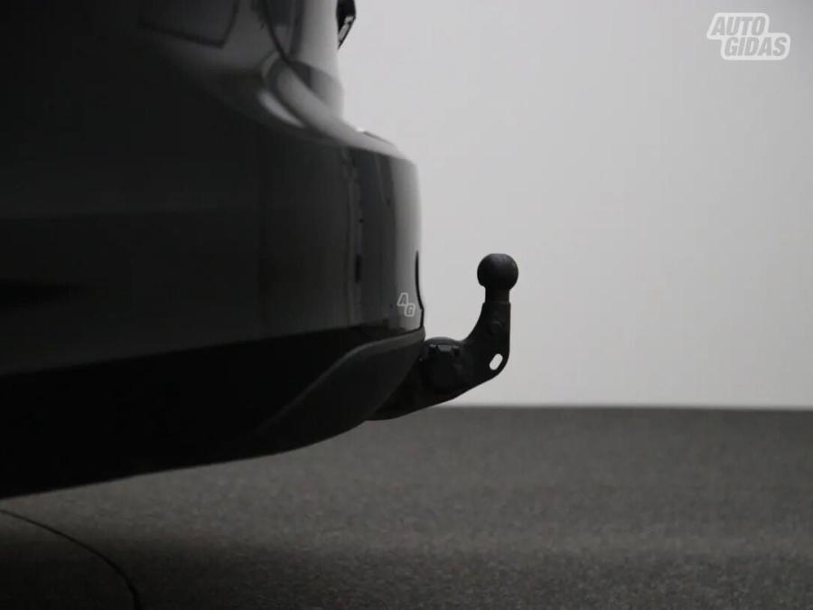 Melns Volvo V90 2020 Viļņa, ar dzinēja tilpumu 2.00 L un nobraukumu 143 tūkst. km par 20299 €, foto 30 vietnē AUTOMOTO.COM.LV