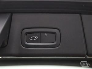 Melns Volvo V90 2020 Viļņa, ar dzinēja tilpumu 2.00 L un nobraukumu 143 tūkst. km par 20299 €, foto 34 vietnē AUTOMOTO.COM.LV