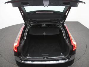 Melns Volvo V90 2020 Viļņa, ar dzinēja tilpumu 2.00 L un nobraukumu 143 tūkst. km par 20299 €, foto 35 vietnē AUTOMOTO.COM.LV