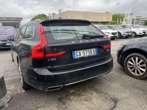 Melns Volvo V90 2020 Panevēža, ar dzinēja tilpumu 1.97 L un nobraukumu 211 tūkst. km par 15500 €, foto 6 vietnē AUTOMOTO.COM.LV