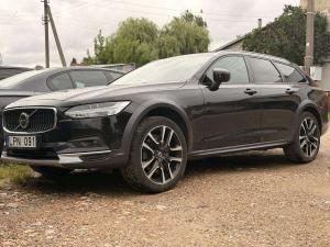 Melns Volvo V90 2020 Kauņa, ar dzinēja tilpumu 1.97 L un nobraukumu 170 tūkst. km par 16500 €, foto  vietnē AUTOMOTO.COM.LV