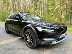 Melns Volvo V90 2020 Tartu, ar dzinēja tilpumu 2.00 L un nobraukumu 195 tūkst. km par 26600 €, foto 4 vietnē AUTOMOTO.COM.LV