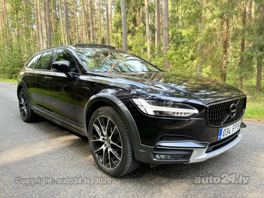 Melns Volvo V90 2020 Tartu, ar dzinēja tilpumu 2.00 L un nobraukumu 195 tūkst. km par 26600 €, foto 4 vietnē AUTOMOTO.COM.LV