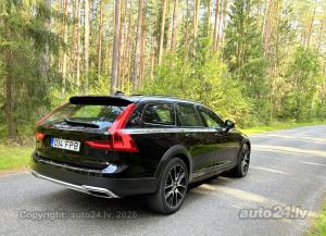 Melns Volvo V90 2020 Tartu, ar dzinēja tilpumu 2.00 L un nobraukumu 195 tūkst. km par 26600 €, foto 11 vietnē AUTOMOTO.COM.LV