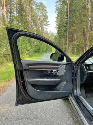 Melns Volvo V90 2020 Tartu, ar dzinēja tilpumu 2.00 L un nobraukumu 195 tūkst. km par 26600 €, foto 13 vietnē AUTOMOTO.COM.LV