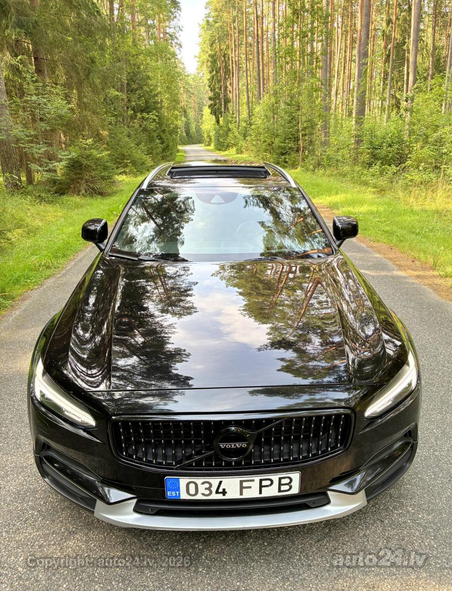 Melns Volvo V90 2020 Tartu, ar dzinēja tilpumu 2.00 L un nobraukumu 195 tūkst. km par 26600 €, foto 25 vietnē AUTOMOTO.COM.LV