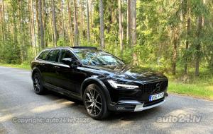 Melns Volvo V90 2020 Tartu, ar dzinēja tilpumu 2.00 L un nobraukumu 195 tūkst. km par 26600 €, foto 27 vietnē AUTOMOTO.COM.LV