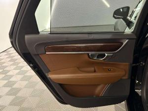 Melns Volvo V90 2020 Marijampole, ar dzinēja tilpumu 1.97 L un nobraukumu 343 tūkst. km par 14650 €, foto 8 vietnē AUTOMOTO.COM.LV