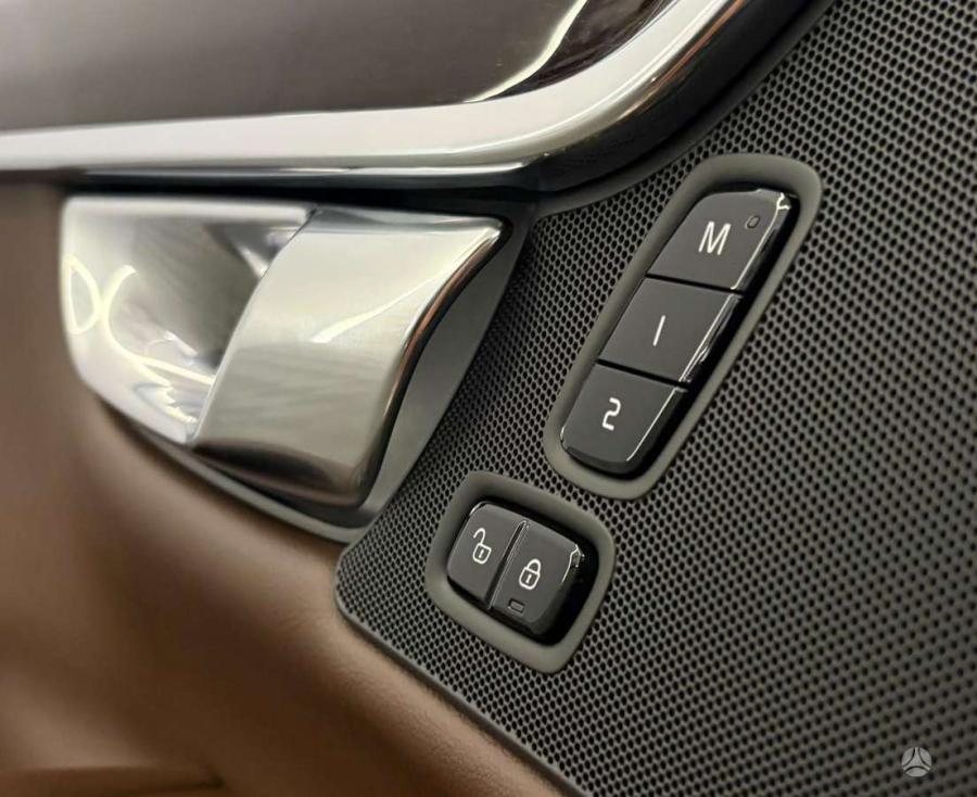 Melns Volvo V90 2020 Marijampole, ar dzinēja tilpumu 1.97 L un nobraukumu 343 tūkst. km par 14650 €, foto 14 vietnē AUTOMOTO.COM.LV
