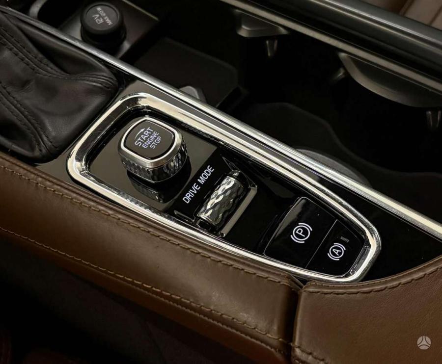 Melns Volvo V90 2020 Marijampole, ar dzinēja tilpumu 1.97 L un nobraukumu 343 tūkst. km par 14650 €, foto 26 vietnē AUTOMOTO.COM.LV