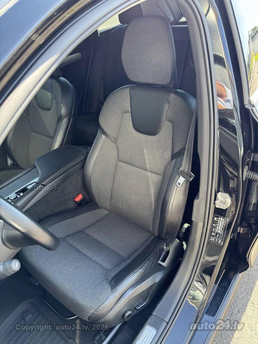 Black Volvo V90 2020 in Tallinn, with an engine capacity of 2.00 L and mileage of 168 thousand km for 23495 €, photo 13 on AUTOMOTO.COM.LV