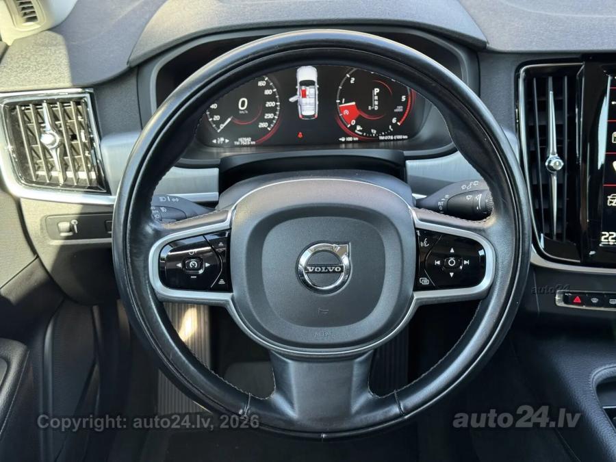 Black Volvo V90 2020 in Tallinn, with an engine capacity of 2.00 L and mileage of 168 thousand km for 23495 €, photo 14 on AUTOMOTO.COM.LV