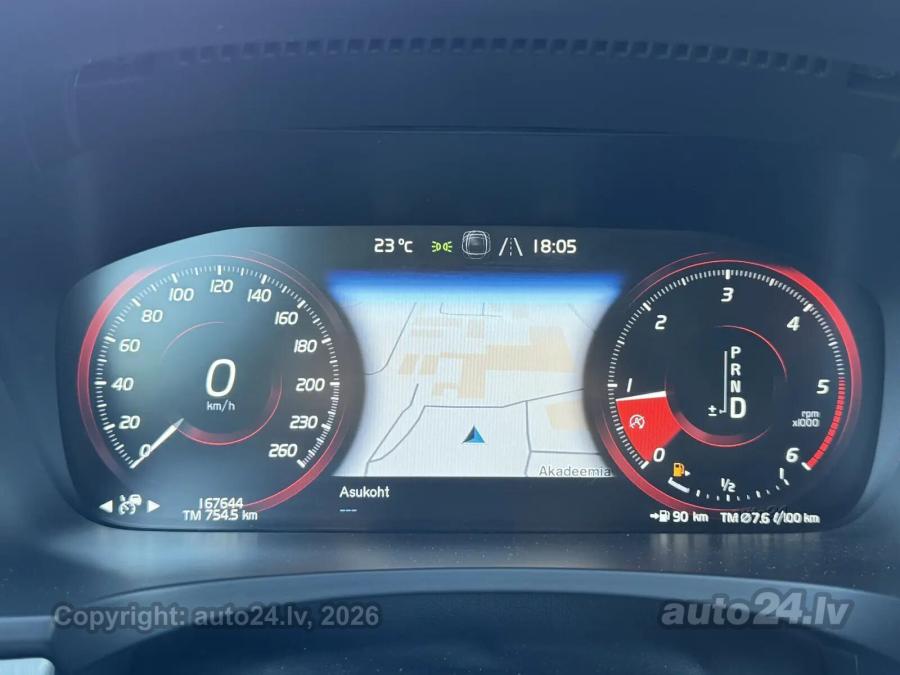 Black Volvo V90 2020 in Tallinn, with an engine capacity of 2.00 L and mileage of 168 thousand km for 23495 €, photo 15 on AUTOMOTO.COM.LV