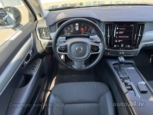 Black Volvo V90 2020 in Tallinn, with an engine capacity of 2.00 L and mileage of 168 thousand km for 23495 €, photo 16 on AUTOMOTO.COM.LV