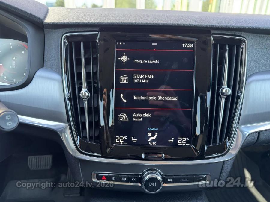 Black Volvo V90 2020 in Tallinn, with an engine capacity of 2.00 L and mileage of 168 thousand km for 23495 €, photo 22 on AUTOMOTO.COM.LV